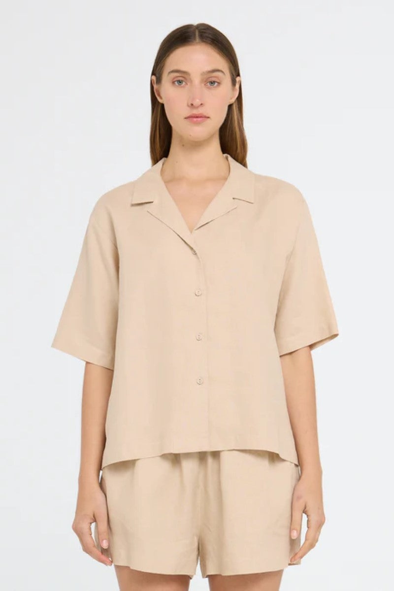 Pippa Ridley Angie Shirt | Beige | Ivy Vibe Boutique