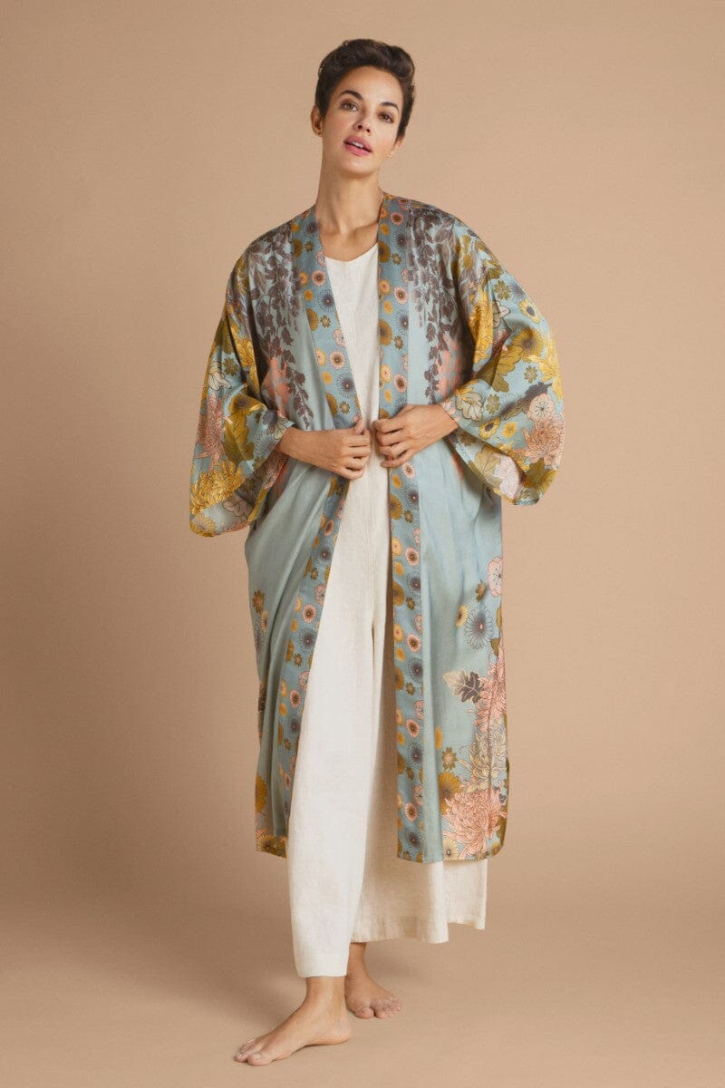 powder - trailing wisteria kimono - ice - ivy vibe – Ivy Vibe